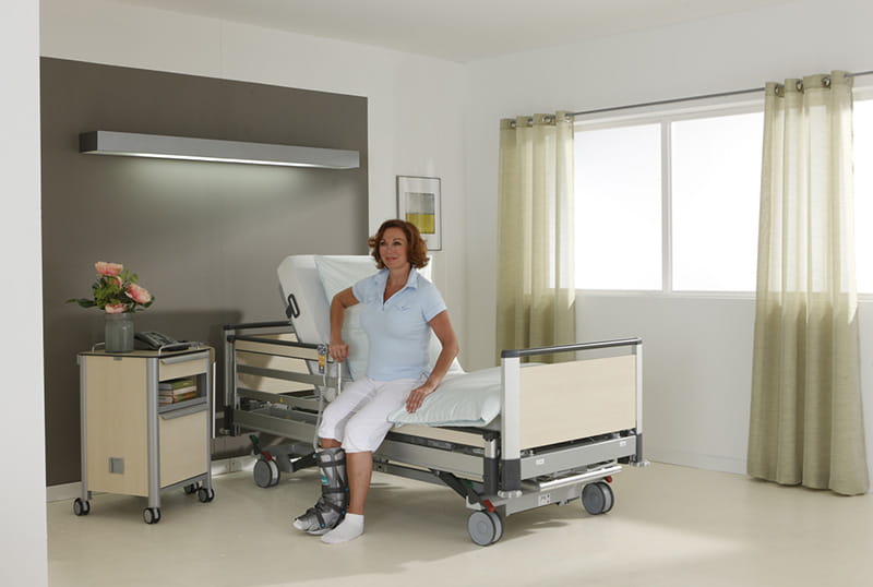 Universal Health Care Bed - Image 3 | LINET: Beds, mattresses